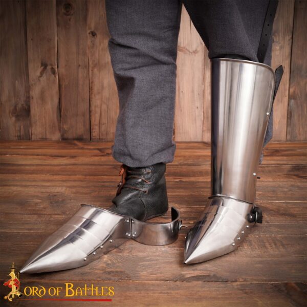 14th Century Knight Sabatons: Unmatched Foot Armour