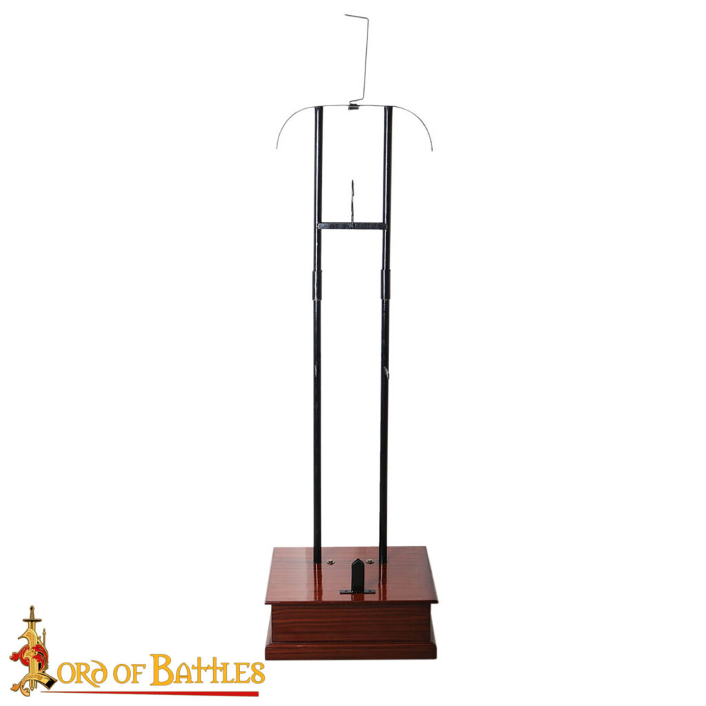 Full Armour Display Steel Stand – Elevate Your Decor